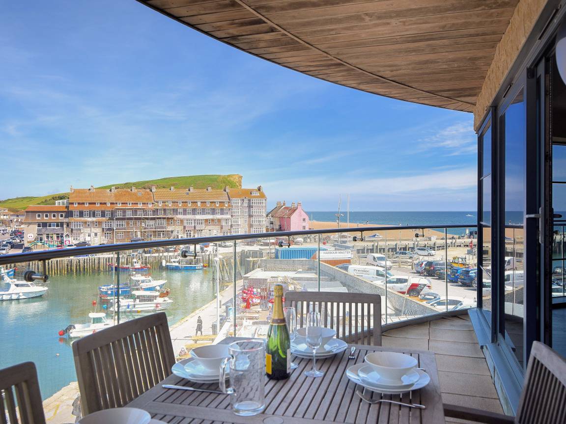 Cottage ∙ 2 Bedrooms ∙ 4 Guests - Bridport