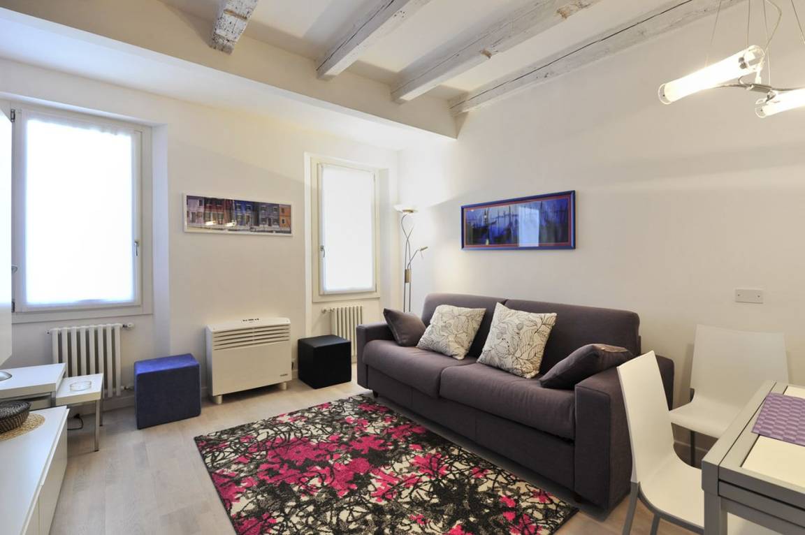 80 M² Apartamento ∙ 2 Habitaciones ∙ 4 Huéspedes - Venecia