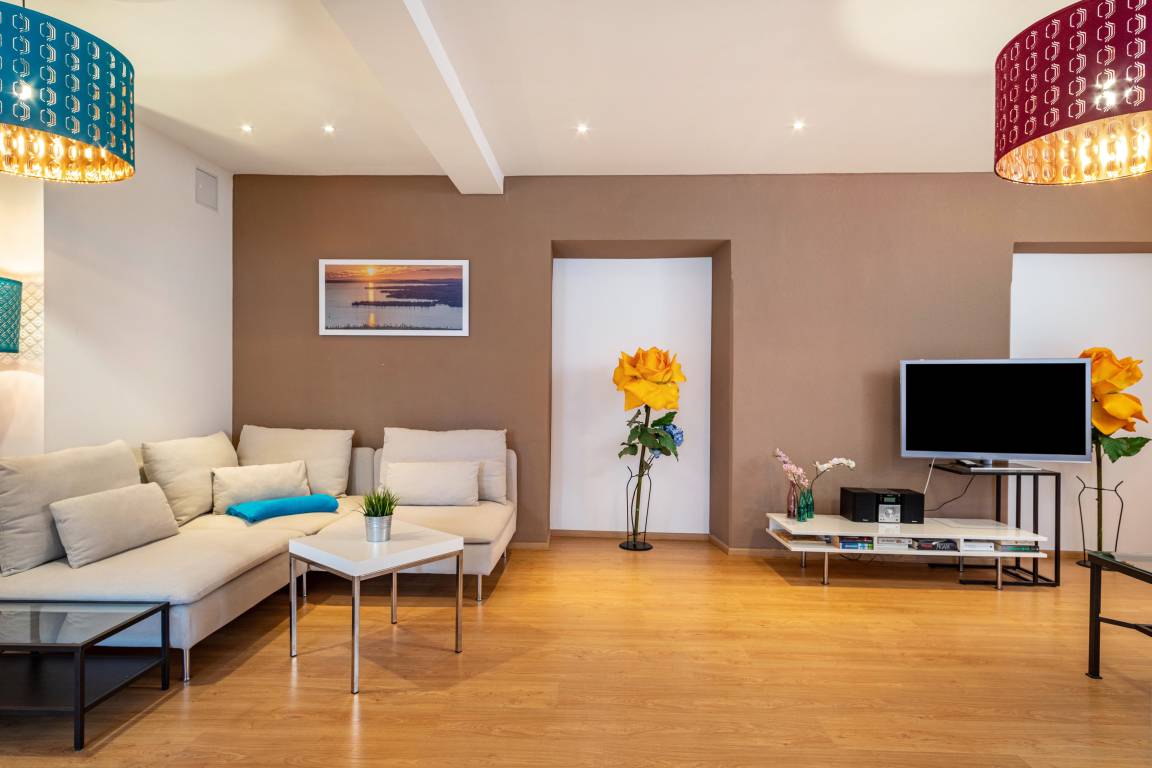 120 M² Appartement ∙ 2 Chambres ∙ 6 Personnes - Bregenz
