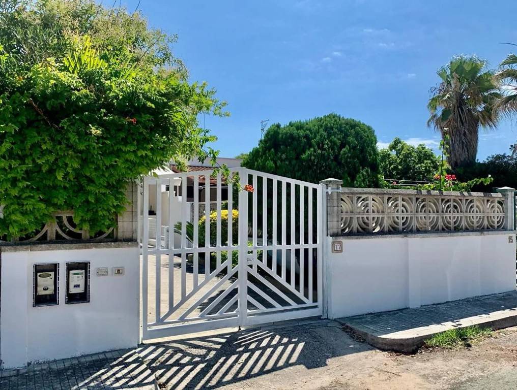 100 M² Villa ∙ 4 Chambres ∙ 12 Personnes - Torre dell'Orso