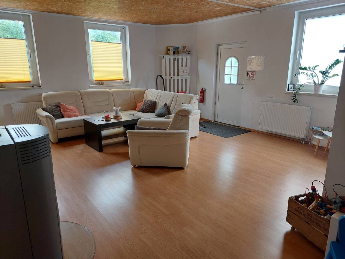 80 M² Ferienwohnung ∙ 2 Schlafzimmer ∙ 3 Gäste - Nieheim