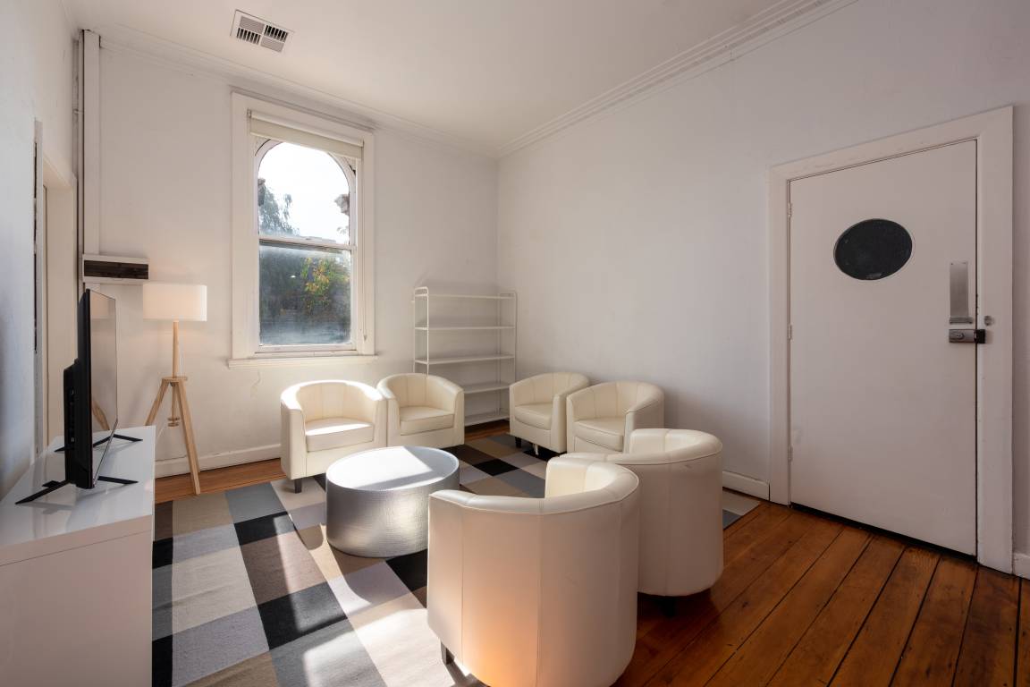 134 M² Apartment ∙ 4 Bedrooms ∙ 10 Guests - Brunswick