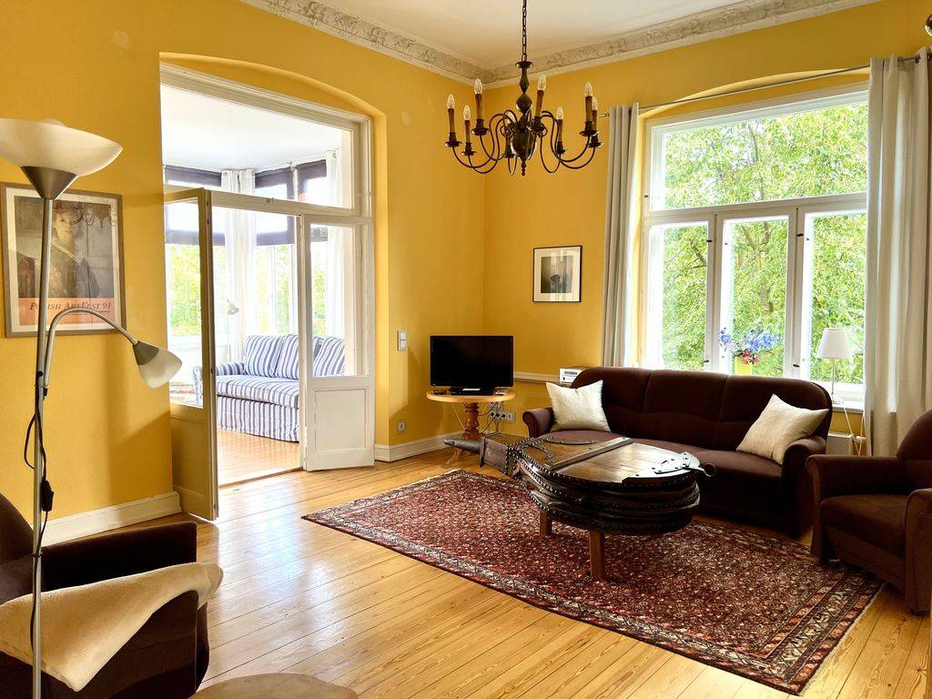 137 M² Ferienwohnung ∙ 2 Schlafzimmer ∙ 5 Gäste - Stralsund