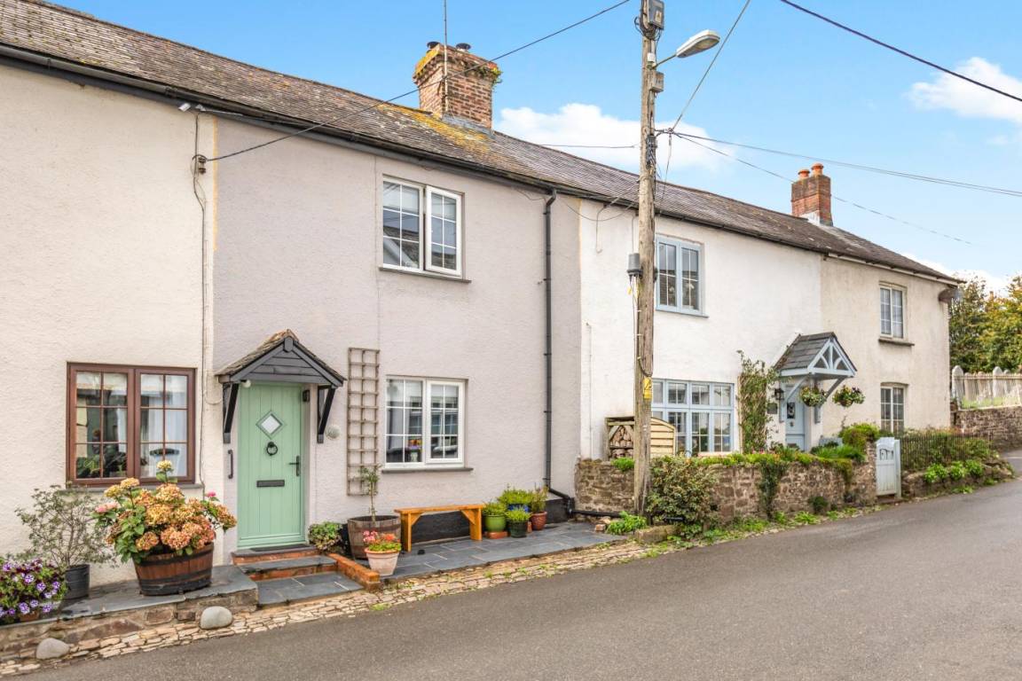 Cottage ∙ 2 Bedrooms ∙ 4 Guests - South Molton