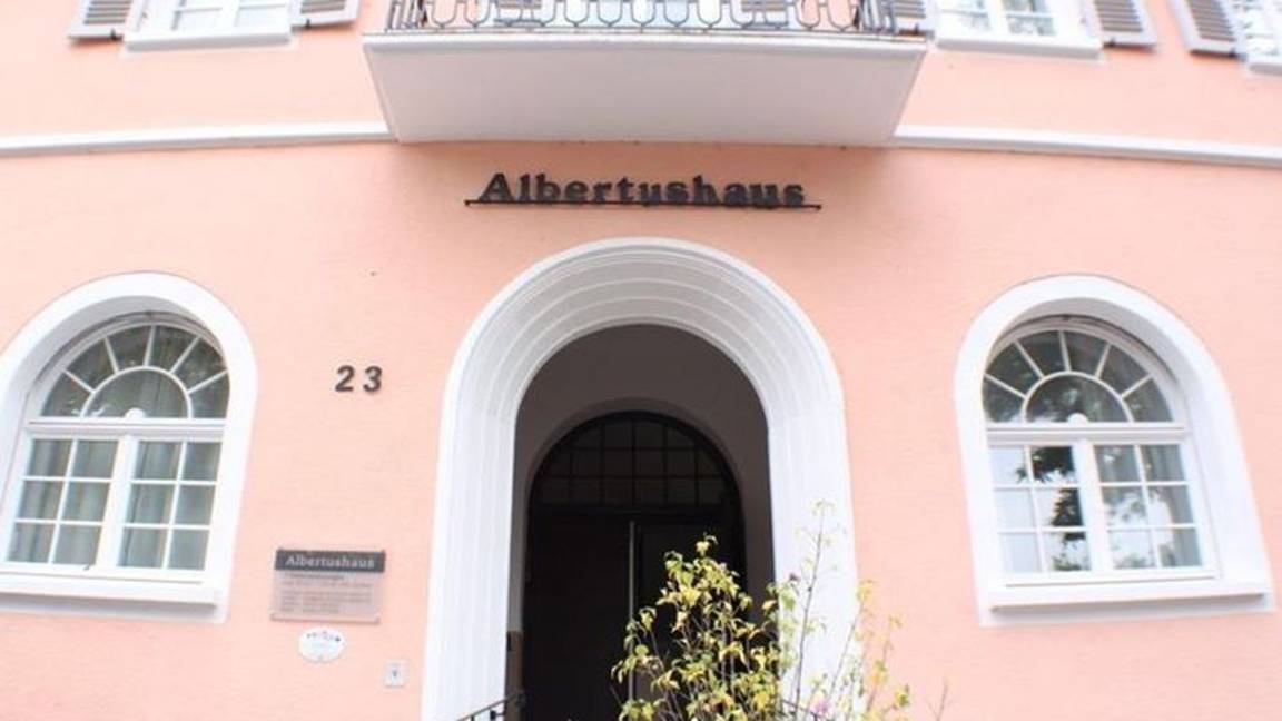 112 M² Ferienwohnung ∙ 2 Schlafzimmer ∙ 4 Gäste - Speyer
