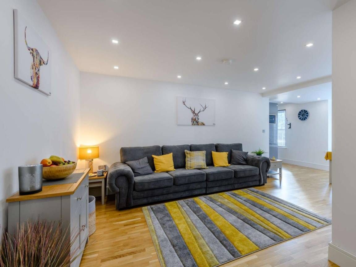 Apartment ∙ 2 Bedrooms ∙ 4 Guests - Brockenhurst