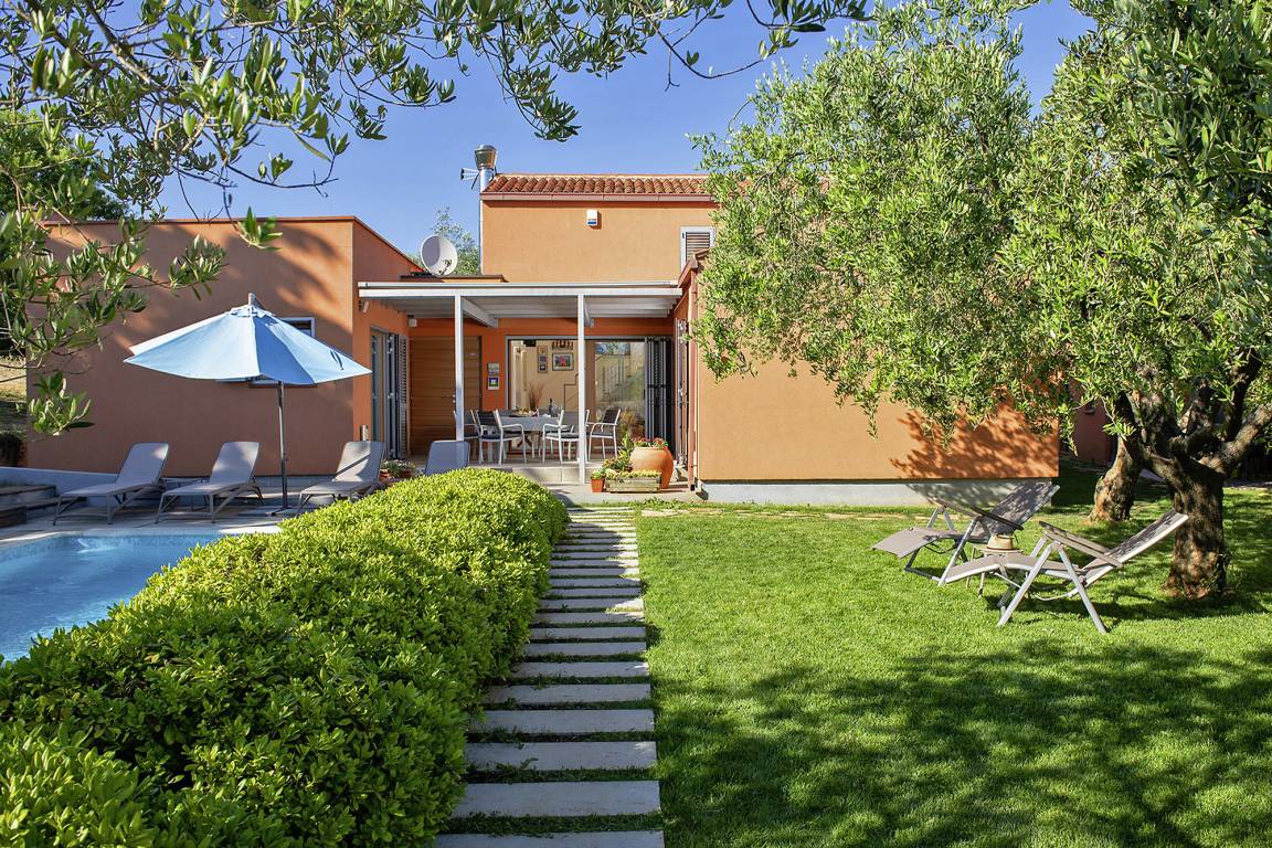 100 M² Villa ∙ 2 Habitaciones ∙ 5 Huéspedes - Medulin