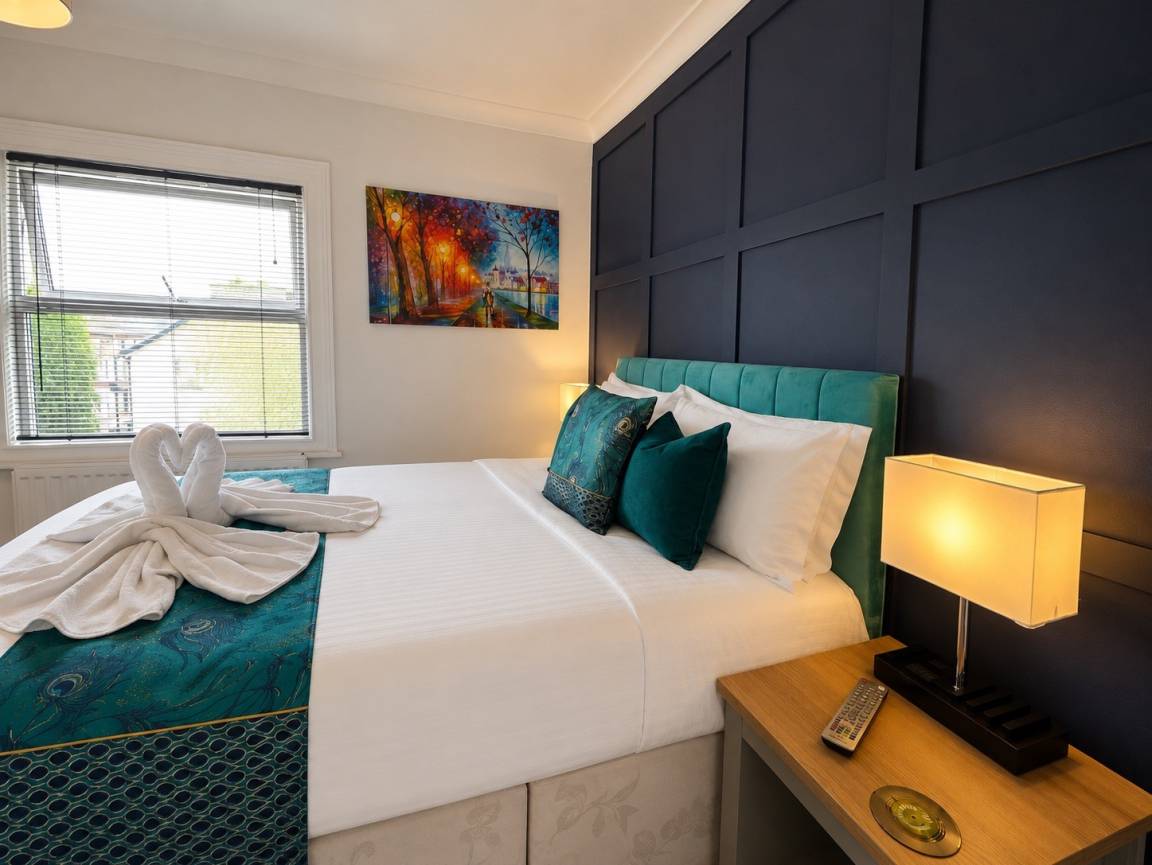 85 M² Apartment ∙ 2 Bedrooms ∙ 6 Guests - Bedford