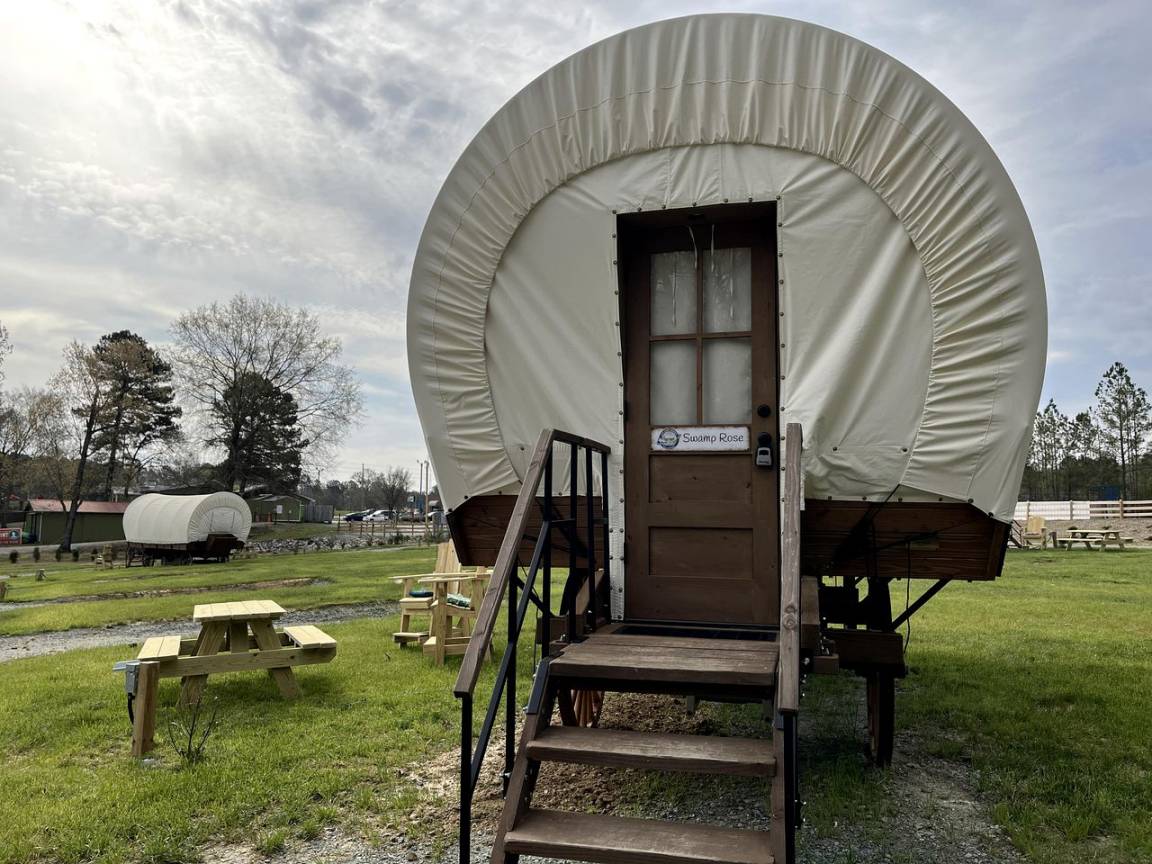 Caravan ∙ 1 Bedroom ∙ 4 Guests - Raven Rock State Park, Lillington