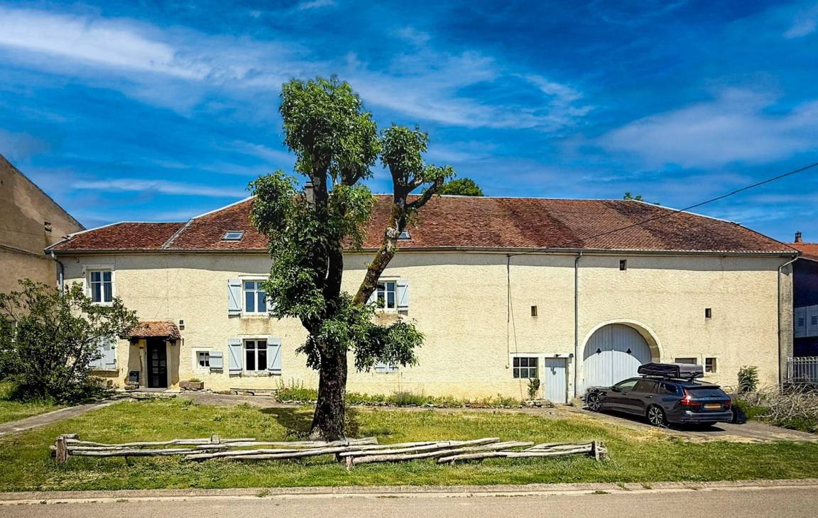 210 M² Maison De Vacances ∙ 5 Chambres ∙ 12 Personnes - Haute-Saône