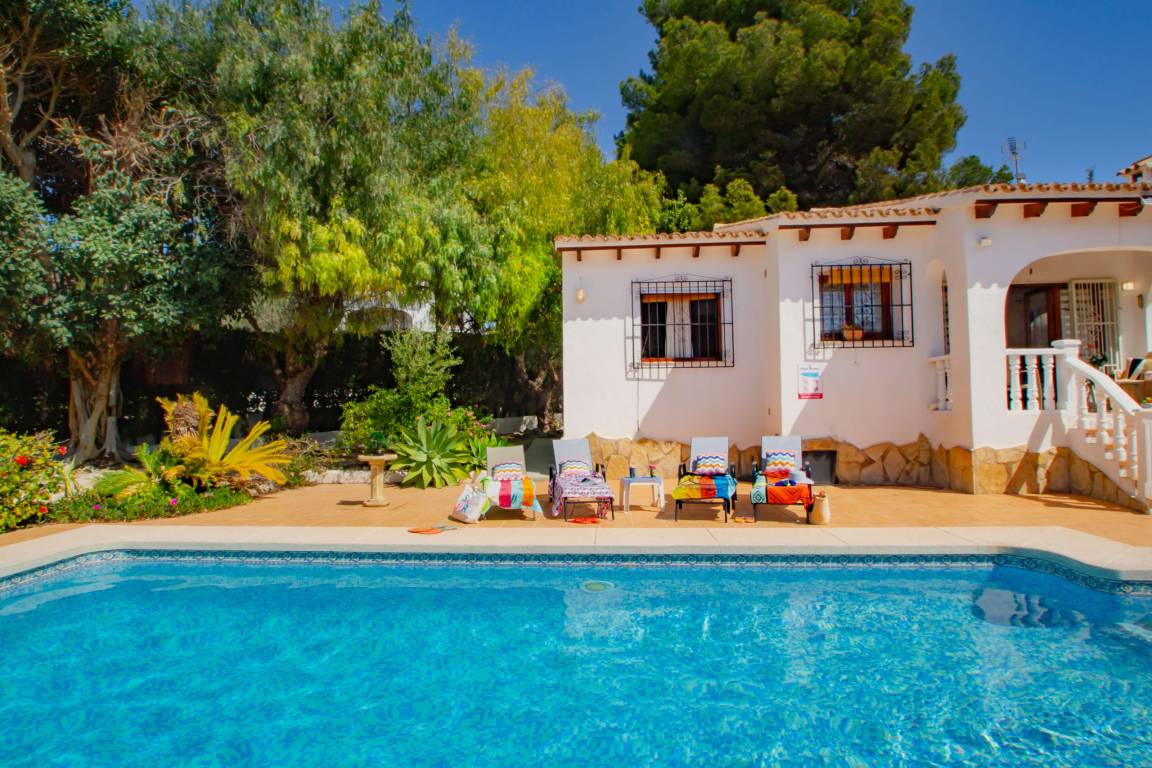 60 M² Villa ∙ 2 Bedrooms ∙ 4 Guests - Calp