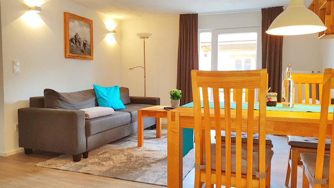 70 M² Ferienwohnung ∙ 2 Schlafzimmer ∙ 4 Gäste - Burgberg im Allgäu