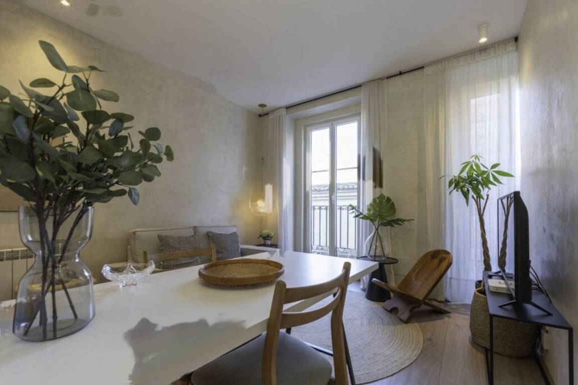 60 M² Apartment ∙ 2 Bedrooms ∙ 3 Guests - Madrid