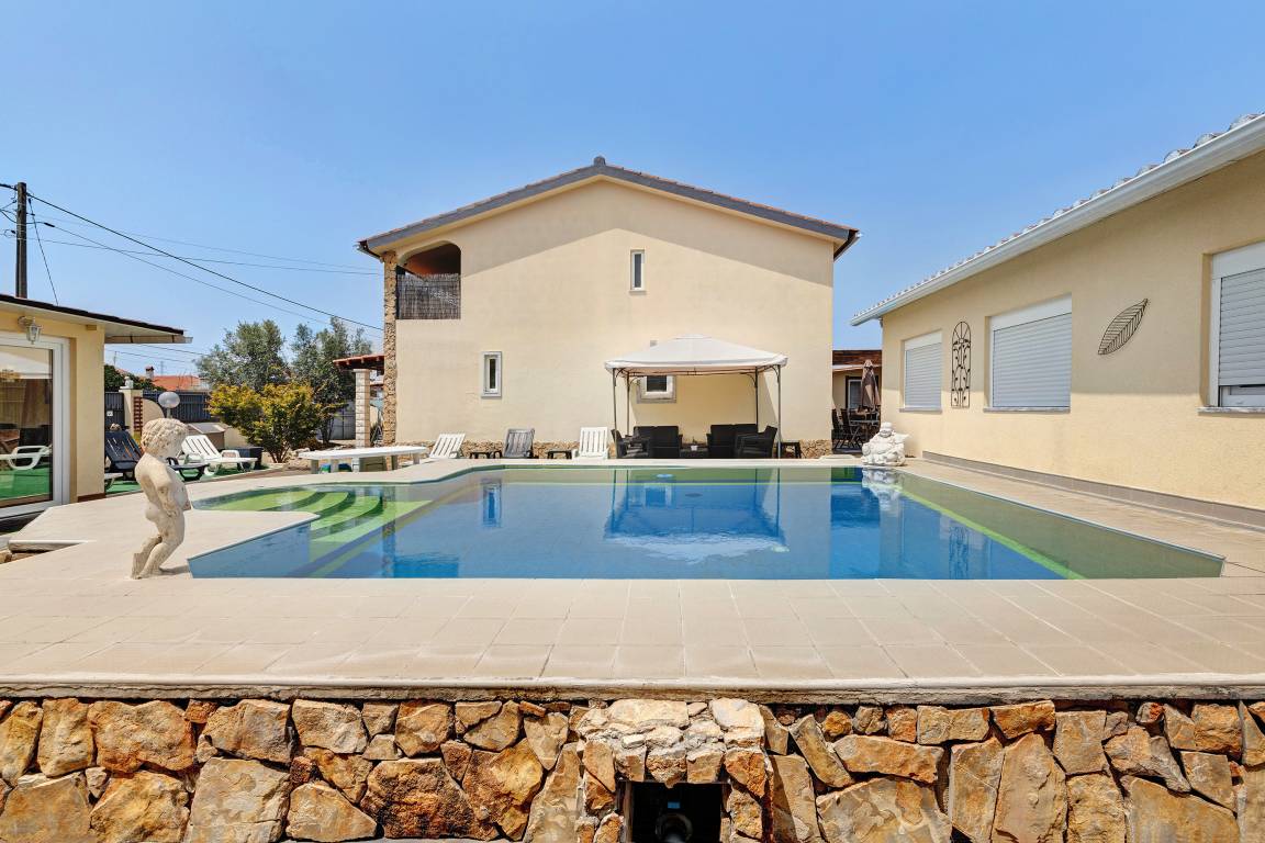 85 M² Casa ∙ 2 Quartos ∙ 6 Hóspedes - Azeitão
