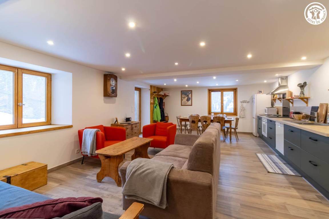 87 M² Gîte ∙ 4 Bedrooms ∙ 8 Guests - La Giettaz