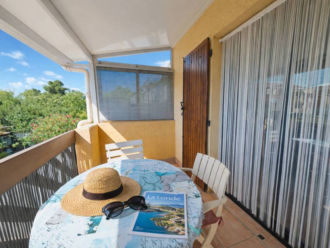 18 M² Studio ∙ 1 Schlafzimmer ∙ 3 Gäste - La Londe-les-Maures