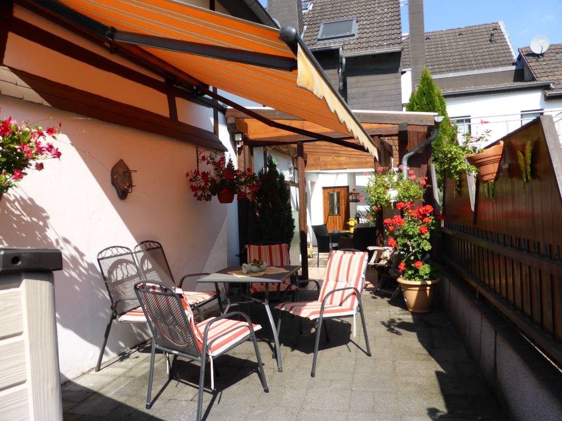 80 M² Huis ∙ 2 Slaapkamers ∙ 5 Gasten - Nideggen