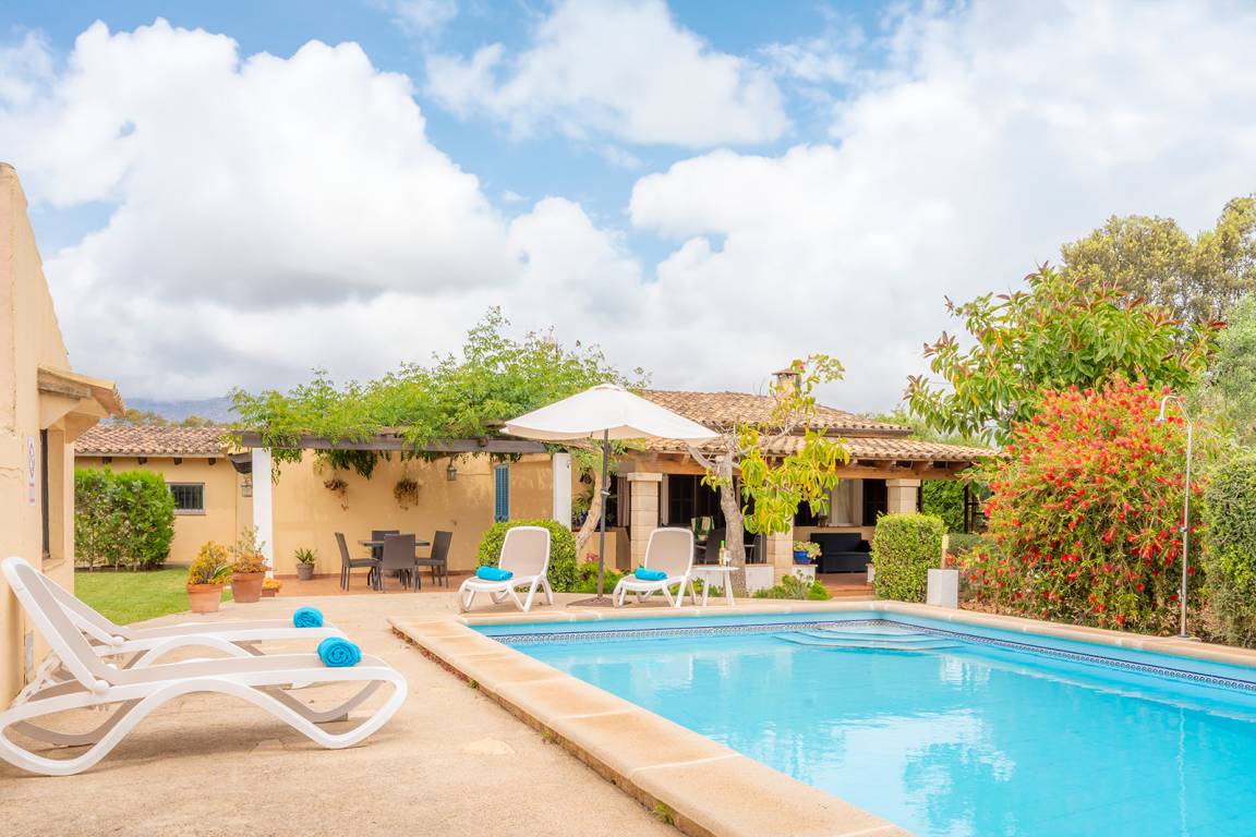 120 M² Villa ∙ 3 Bedrooms ∙ 4 Guests - Port de Pollença