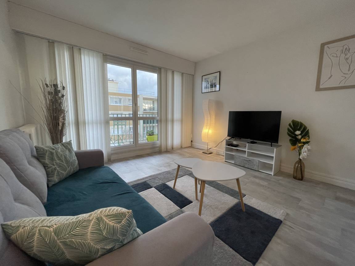 68 M² Appartement ∙ 2 Chambres ∙ 4 Personnes - Le Mans