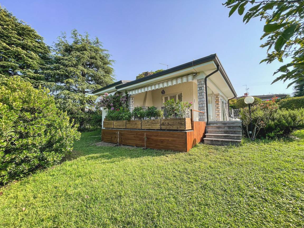 100 M² Villa ∙ 2 Slaapkamers ∙ 7 Gasten - Garda