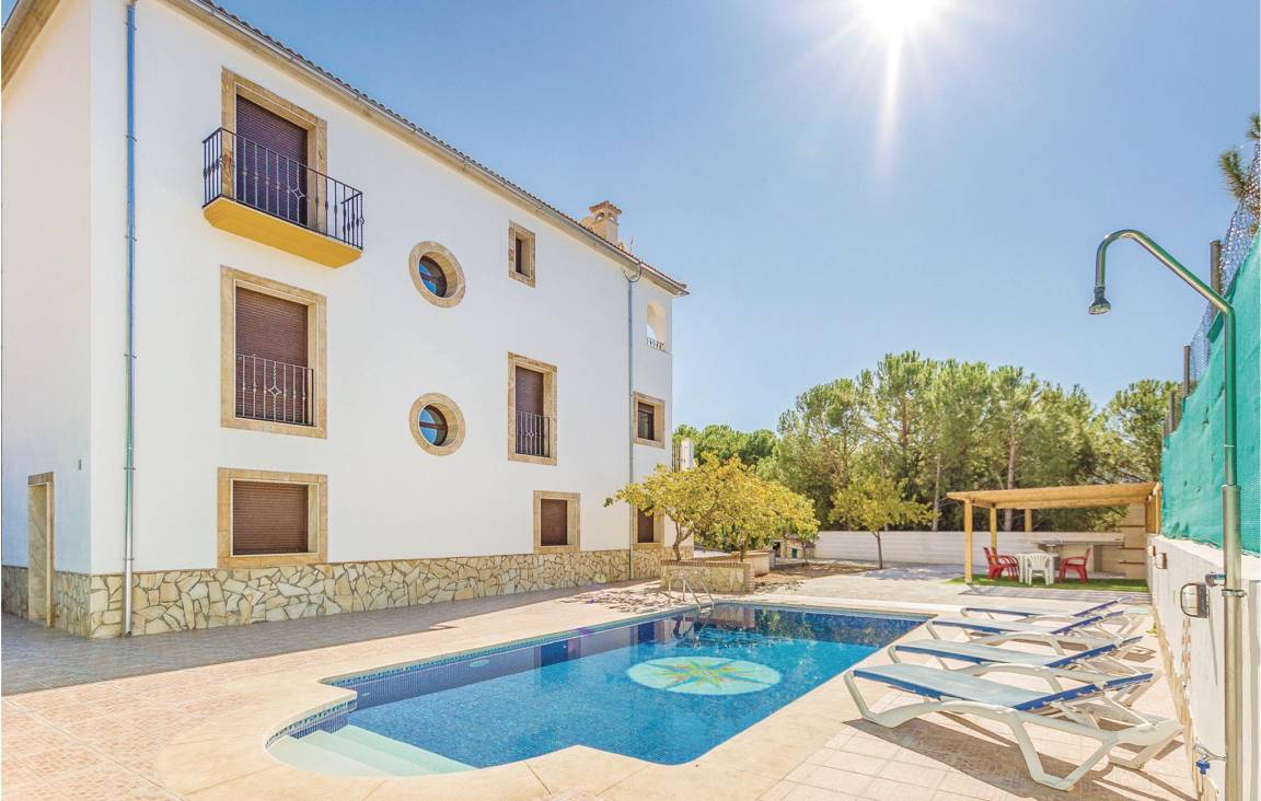 220 M² House ∙ 4 Bedrooms ∙ 10 Guests - Iznájar