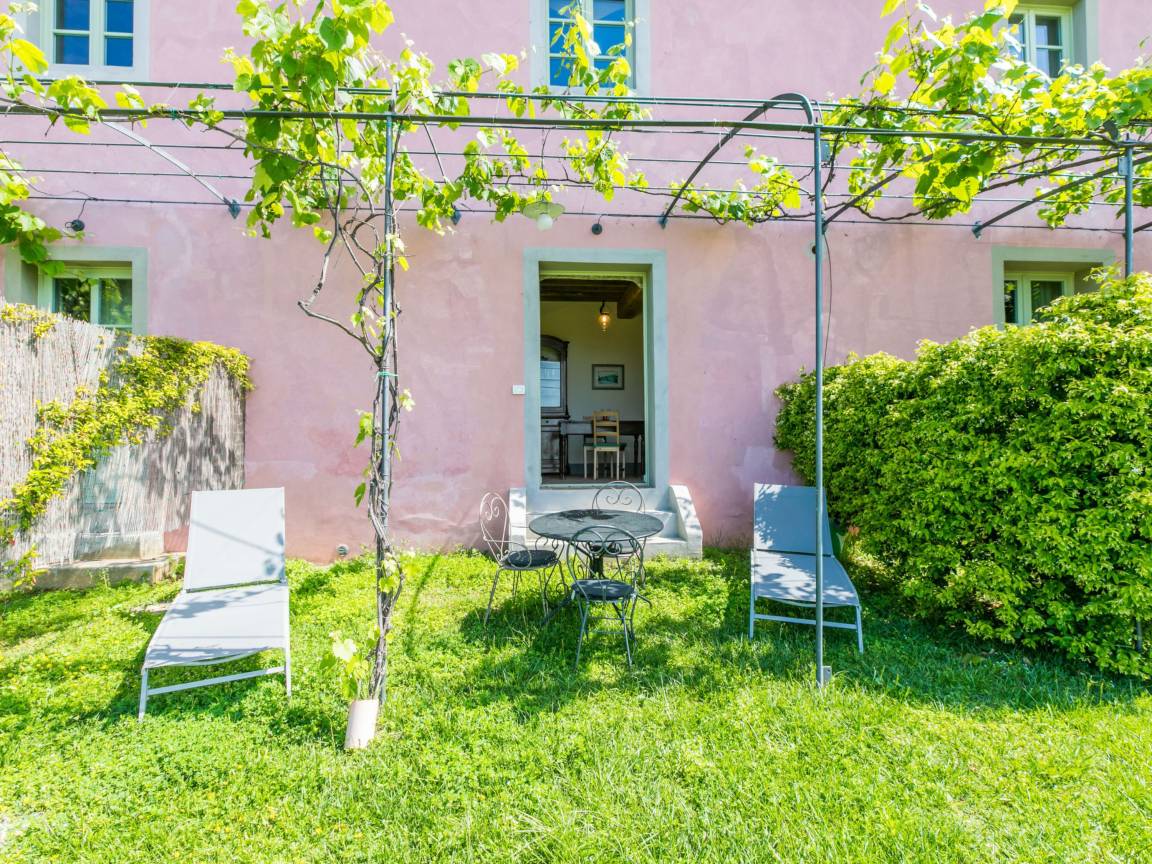 45 M² Apartment ∙ 1 Bedroom ∙ 4 Guests - Livorno