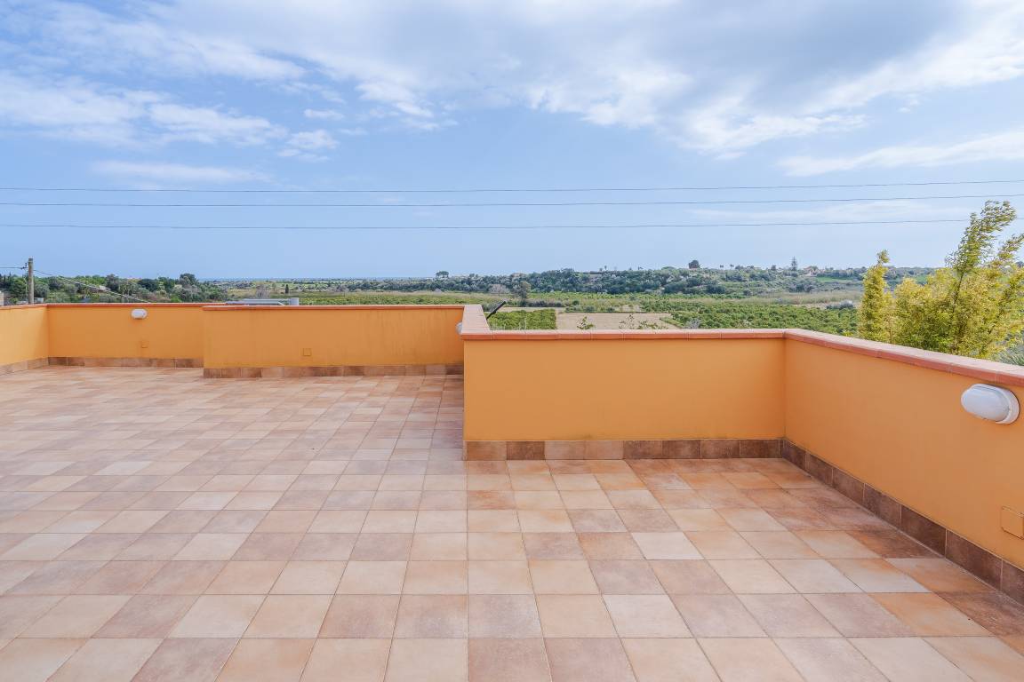 80 M² House ∙ 2 Bedrooms ∙ 5 Guests - Avola