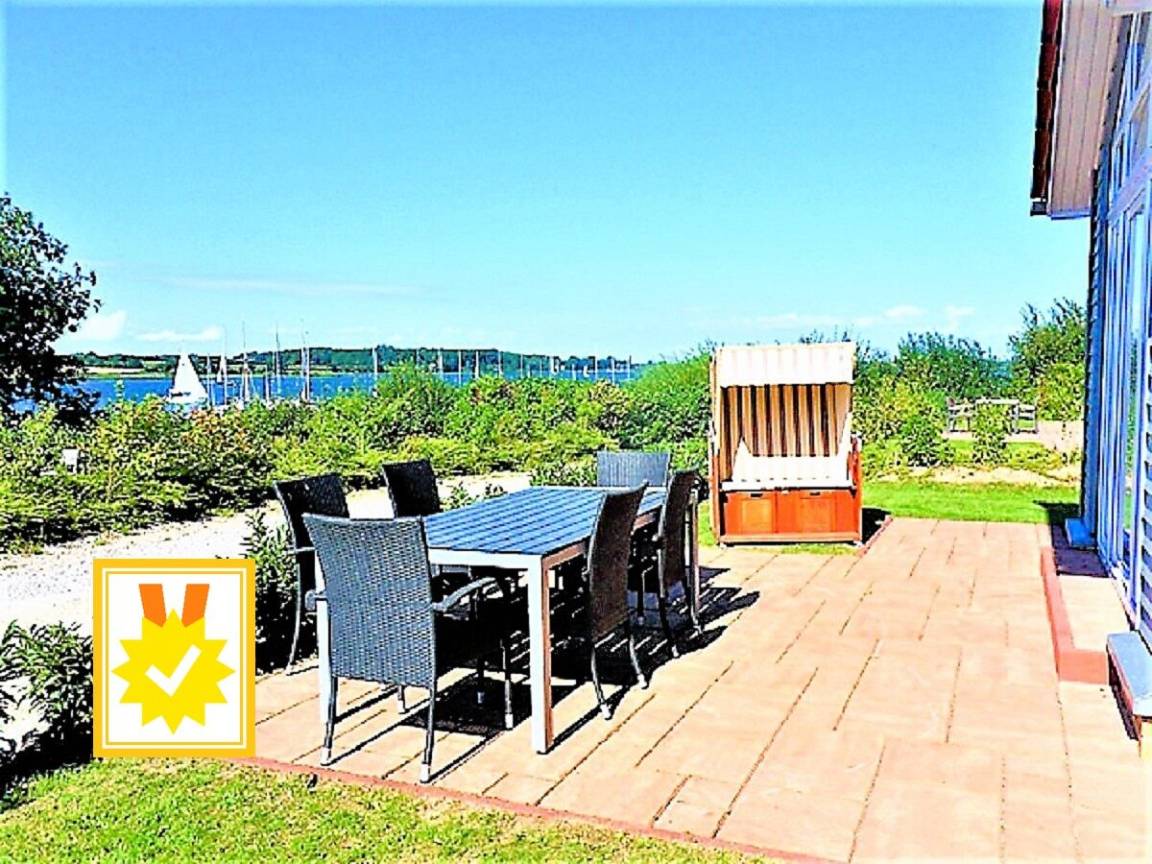 90 M² Ferienhaus ∙ 3 Schlafzimmer ∙ 6 Gäste - Eckernförde