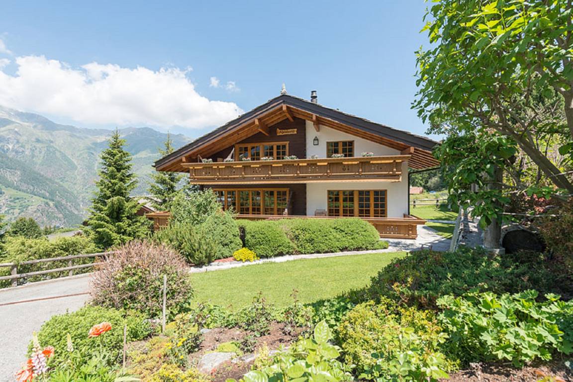 Ferienwohnung ∙ 2 Schlafzimmer ∙ 4 Gäste - Grächen