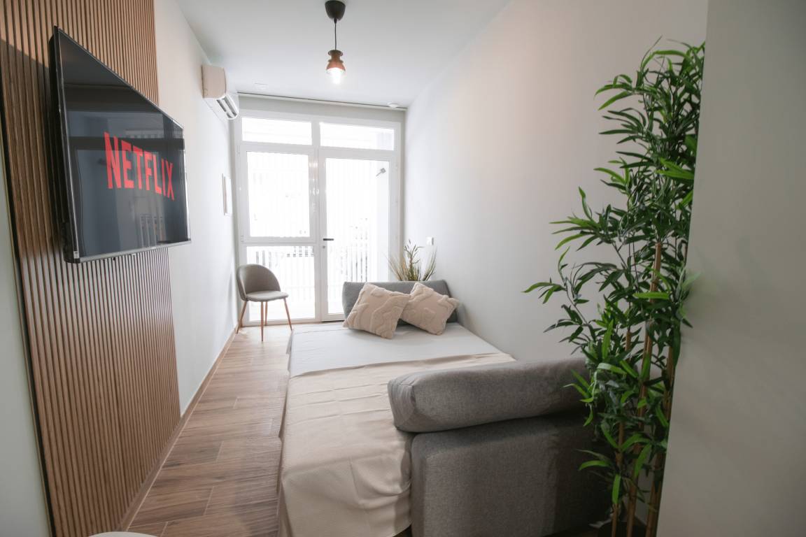 40 M² Studio Flat ∙ 4 Guests - Valencia