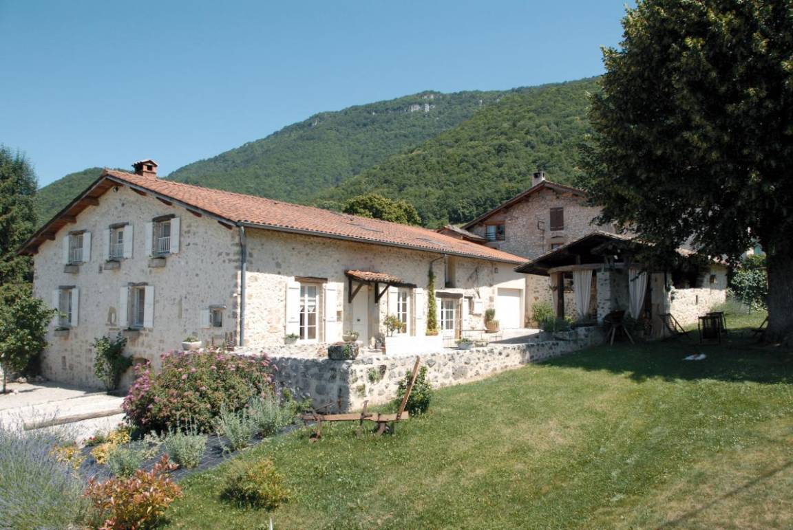 67 M² Gîte ∙ 2 Chambres ∙ 4 Personnes - Drôme