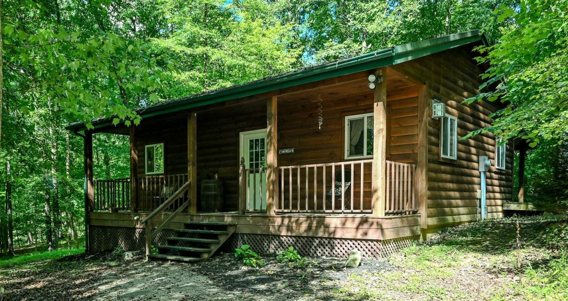 House ∙ 1 Bedroom ∙ 4 Guests - Laurelville, OH