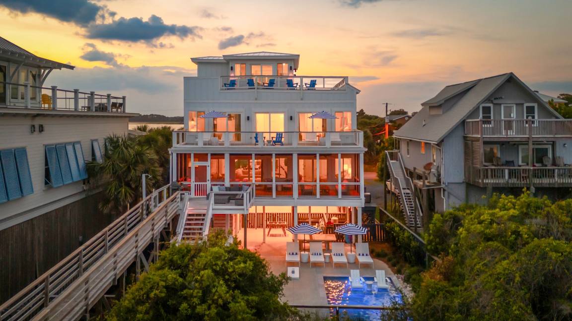 391 M² House ∙ 6 Bedrooms ∙ 14 Guests - Folly Beach, SC