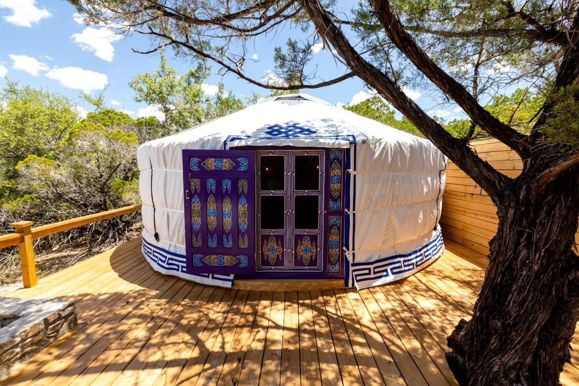 Camping ∙ 1 Bedroom ∙ 4 Guests - Lake Travis, TX