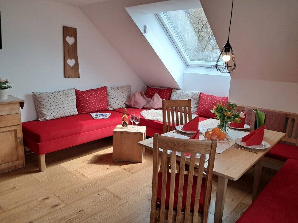 74 M² Apartamento ∙ 3 Habitaciones ∙ 5 Huéspedes - Krumbach