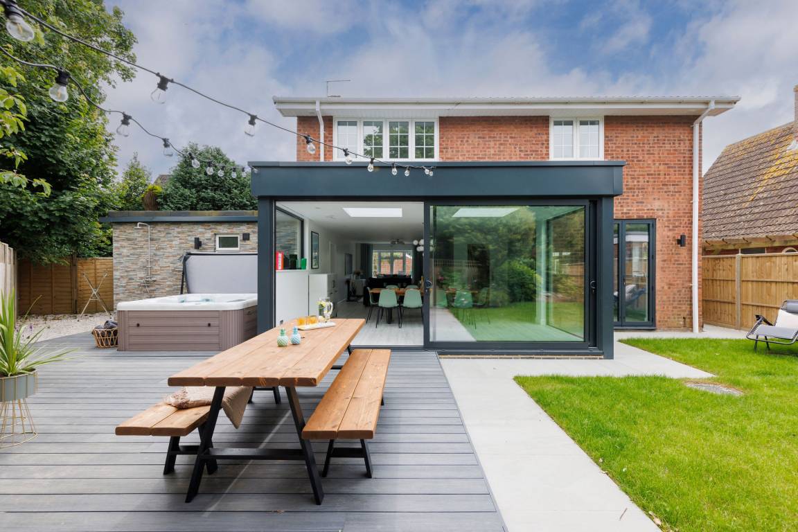 232 M² Maison De Vacances ∙ 5 Chambres ∙ 10 Personnes - West Wittering