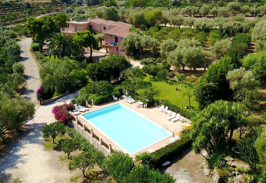 60 M² Casa Rural ∙ 2 Habitaciones ∙ 5 Huéspedes - Sicilia