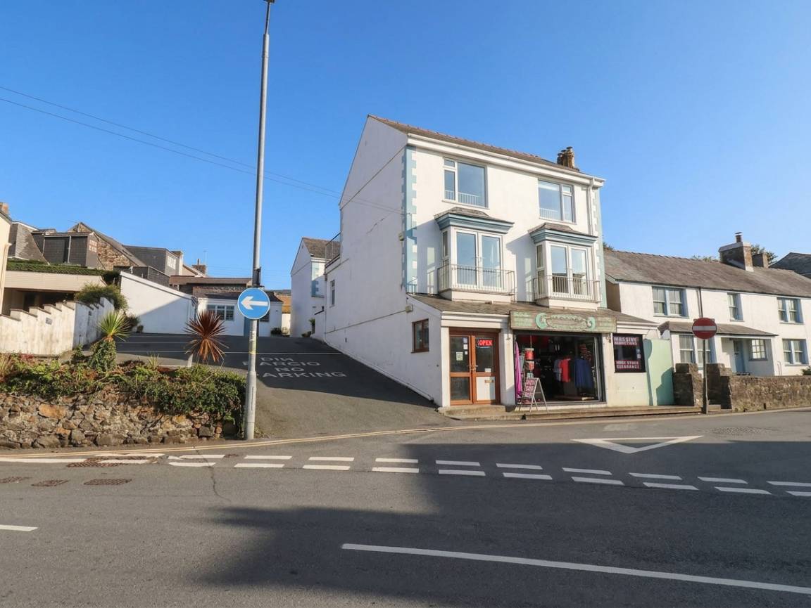 Cottage ∙ 2 Bedrooms ∙ 4 Guests - Abersoch