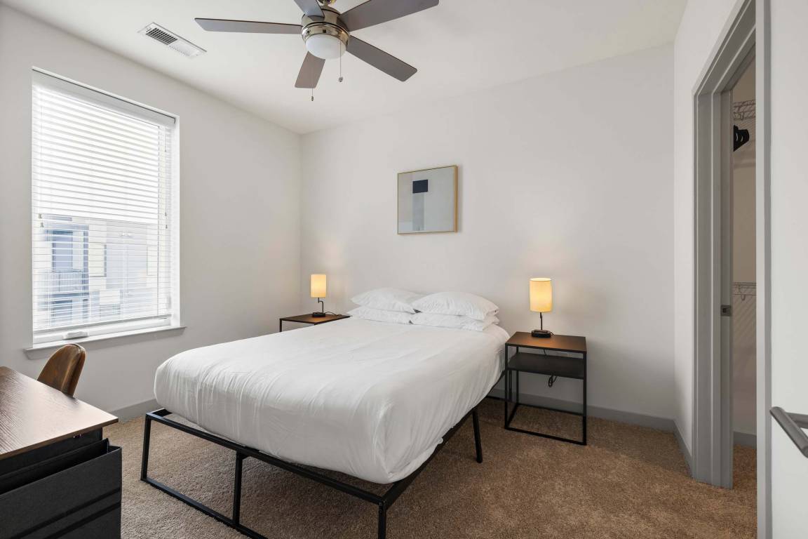153 M² Apartment ∙ 3 Bedrooms ∙ 8 Guests - Louisville, KY