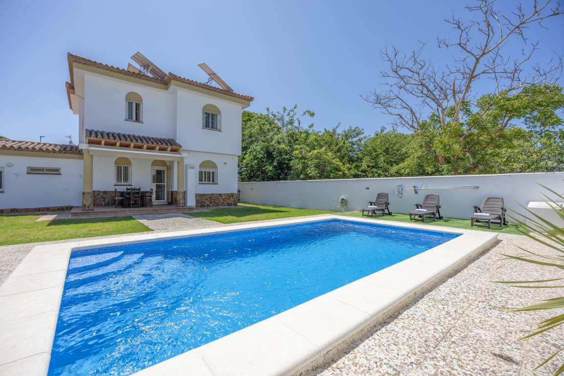 130 M² Villa ∙ 5 Schlafzimmer ∙ 11 Gäste - Chiclana de la Frontera