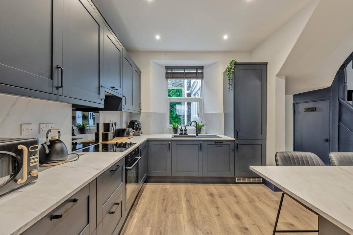 Cottage ∙ 4 Bedrooms ∙ 8 Guests - Kingswear