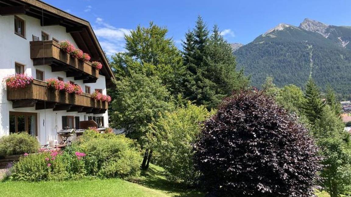 102 M² Apartment ∙ 2 Bedrooms ∙ 4 Guests - Grainau