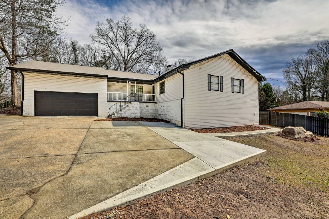 92 M² アパートメント ∙ 寝室: 1 ∙ ゲスト4 人 - ジョージア州