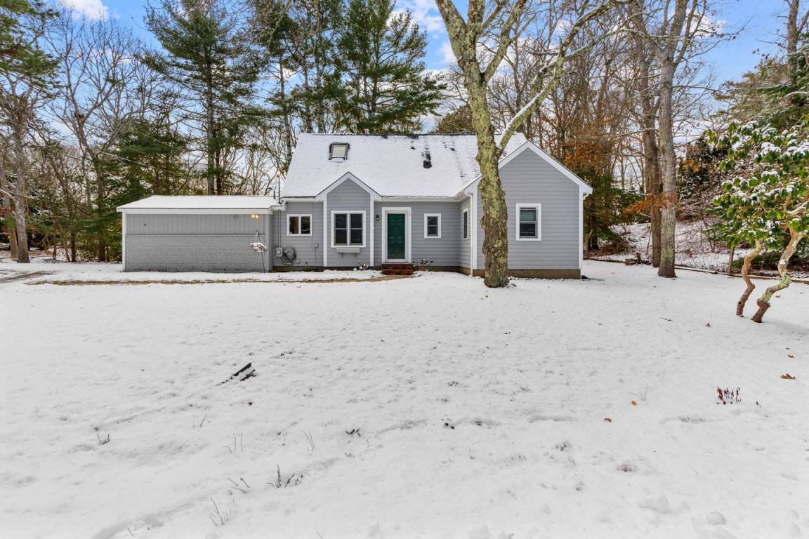 Accommodation ∙ 3 Bedrooms ∙ 10 Guests - Cape Cod, MA