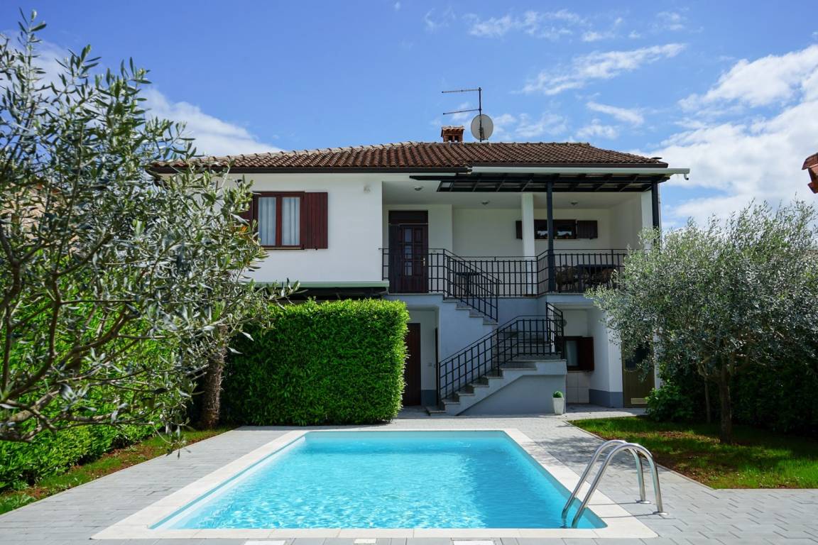 120 M² Villa Vacanza ∙ 2 Camere Da Letto ∙ 5 Ospiti - Istria