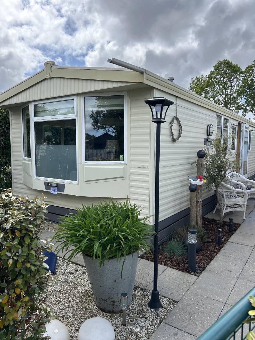 35 M² Ferienhaus ∙ 2 Schlafzimmer ∙ 4 Gäste - Kamperland