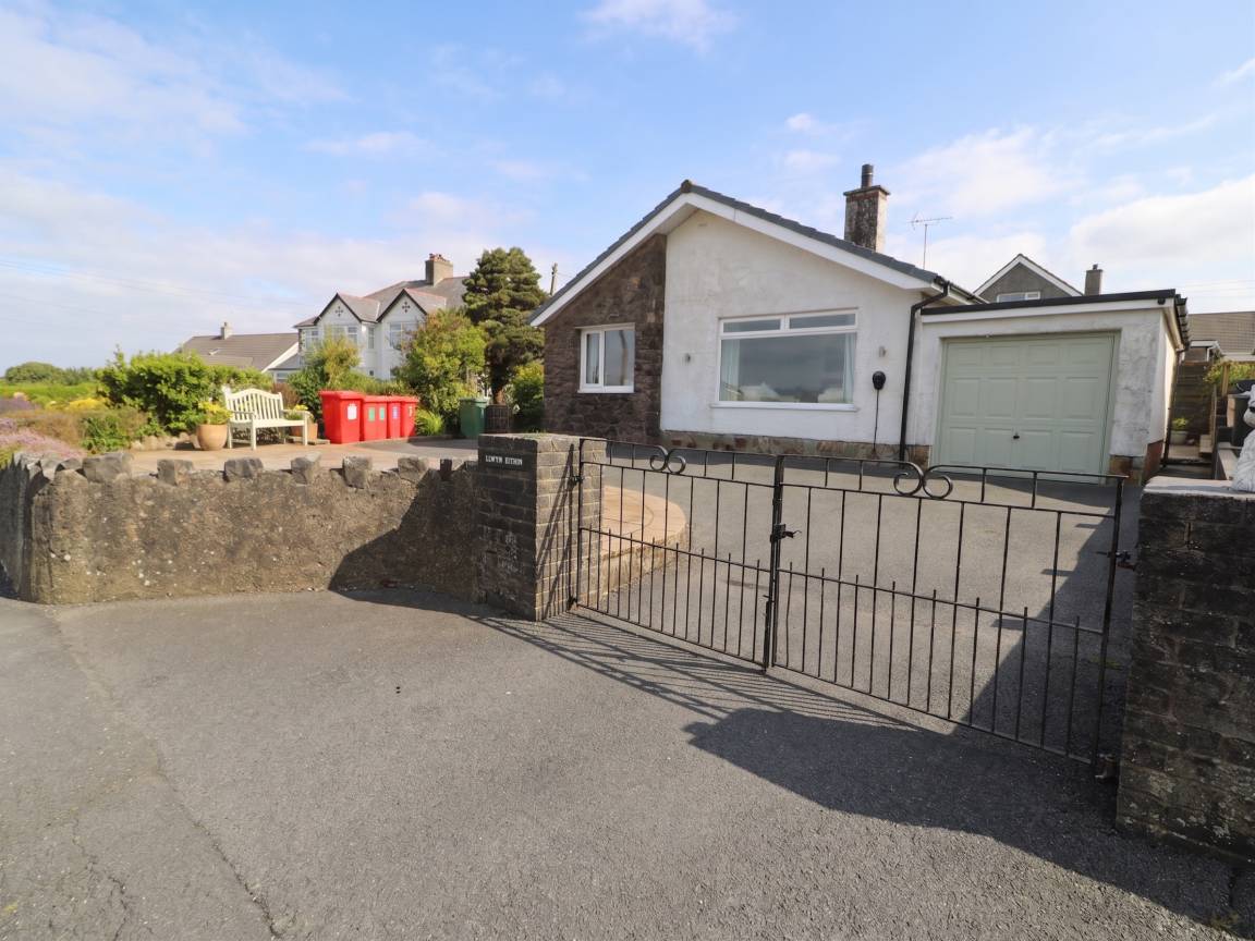 Cottage ∙ 3 Bedrooms ∙ 6 Guests - Moelfre