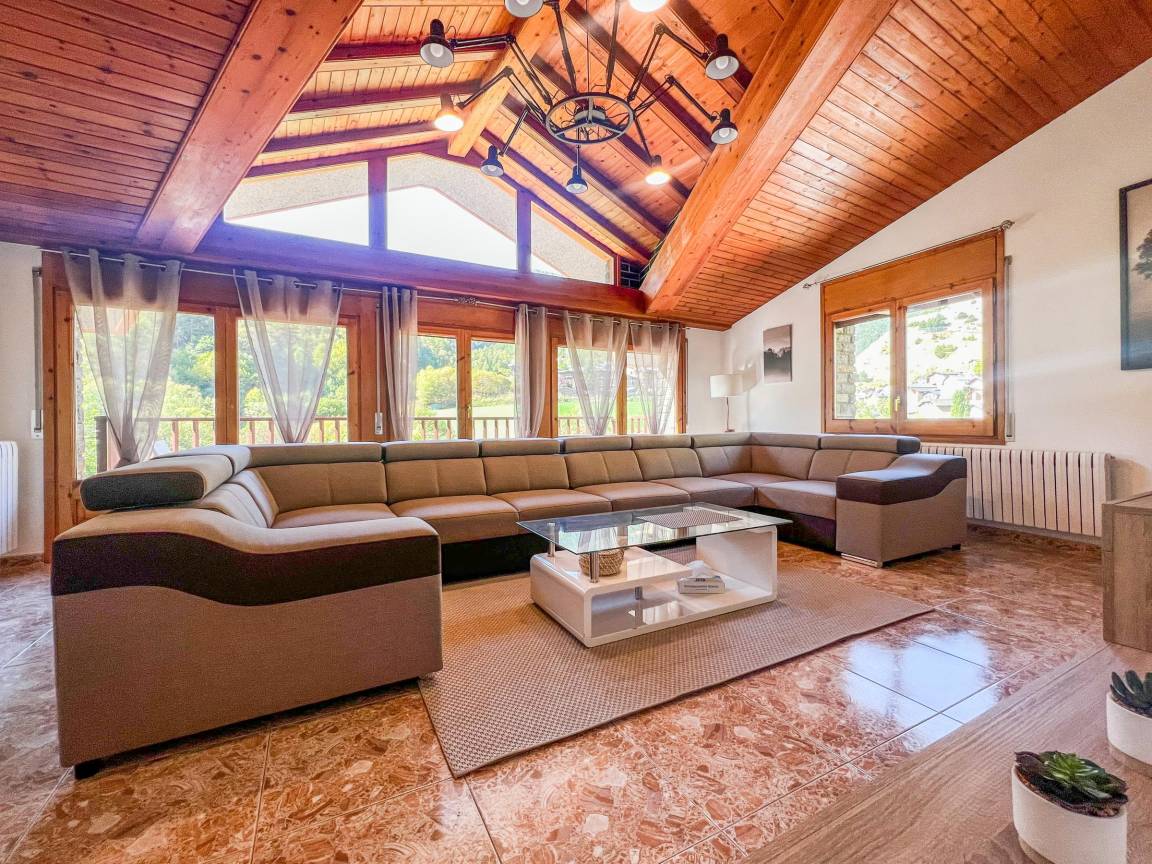 165 M² Appartement ∙ 4 Slaapkamers ∙ 8 Gasten - Andorra