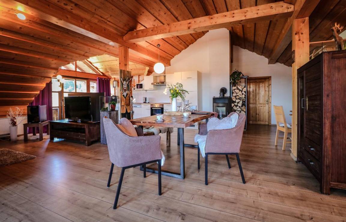 90 M² Appartement ∙ 1 Slaapkamer ∙ 2 Gasten - Deggendorf
