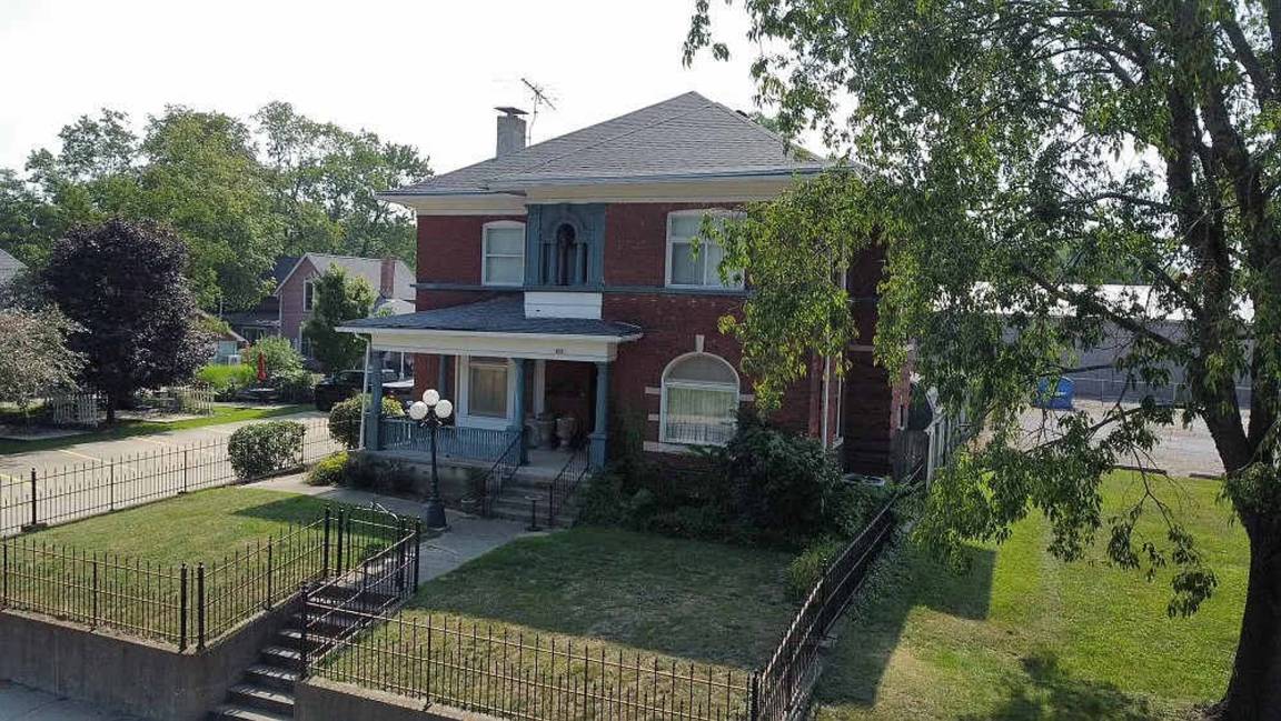 446 M² House ∙ 5 Bedrooms ∙ 7 Guests - Kickapoo State Recreation Area, Oakwood